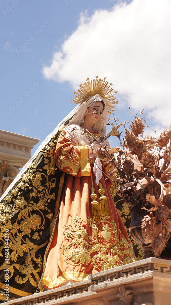 Procession of "Jesus Nazareno de la humildad" Holy Thursday in Antigua ...