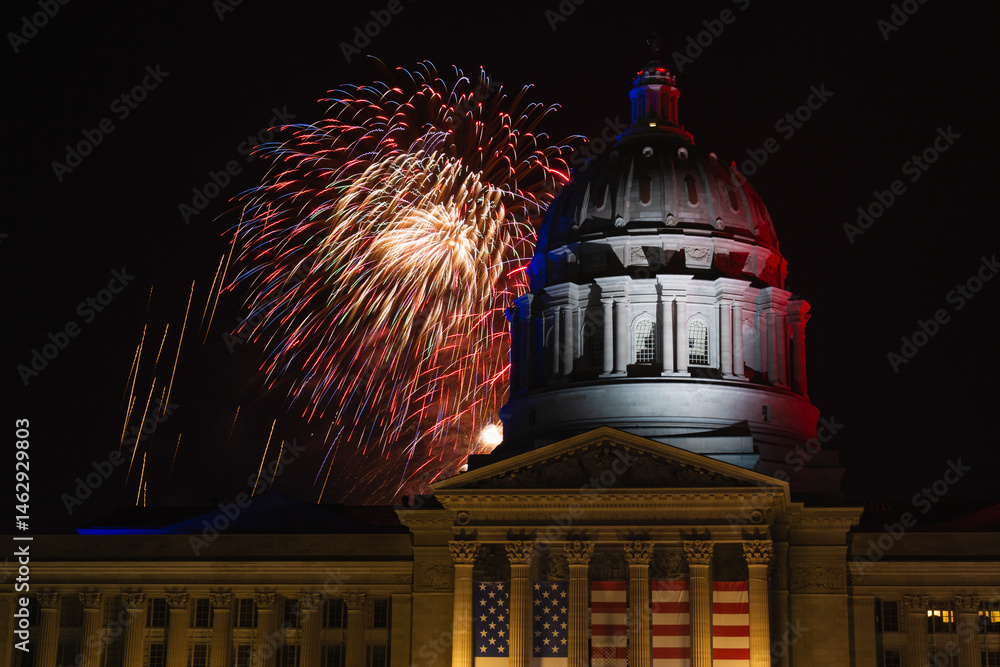 Fourth of July Fireworks over the Missouri State Capitol Building ...