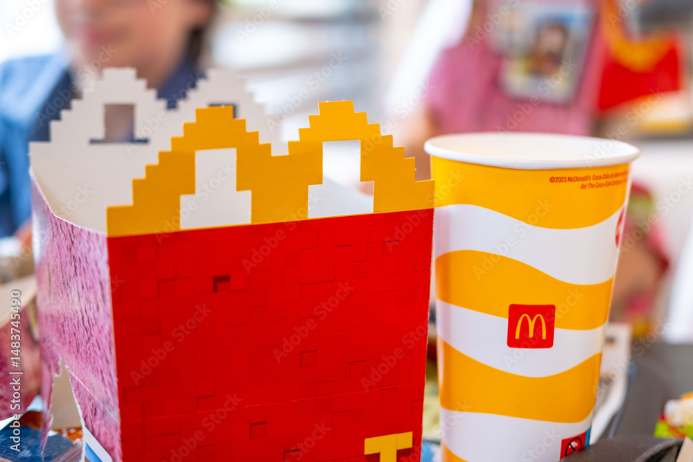 complete Happy Meal experience, Minecraft Happy Meal box, fast food for ...