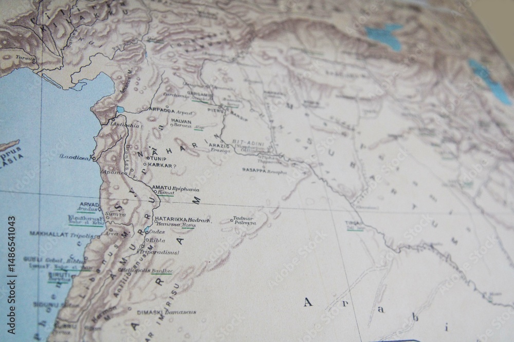Foto de Stock Ancient map featuring the regions of Syria, Mesopotamia ...