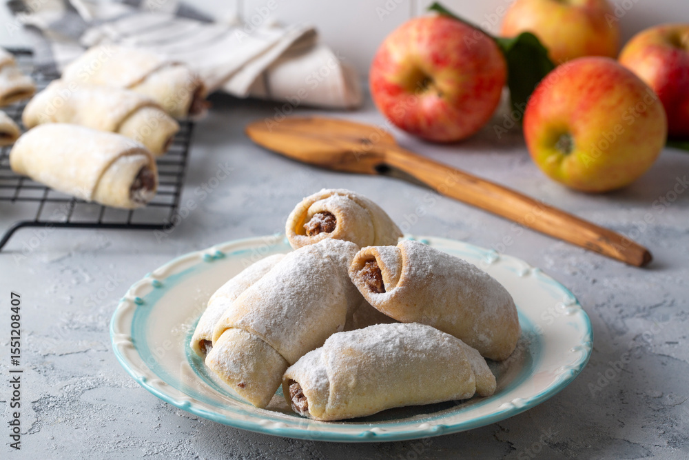 Turkish recipe: mini apple pie, cookies. Turkish name; elmali kurabiye ...