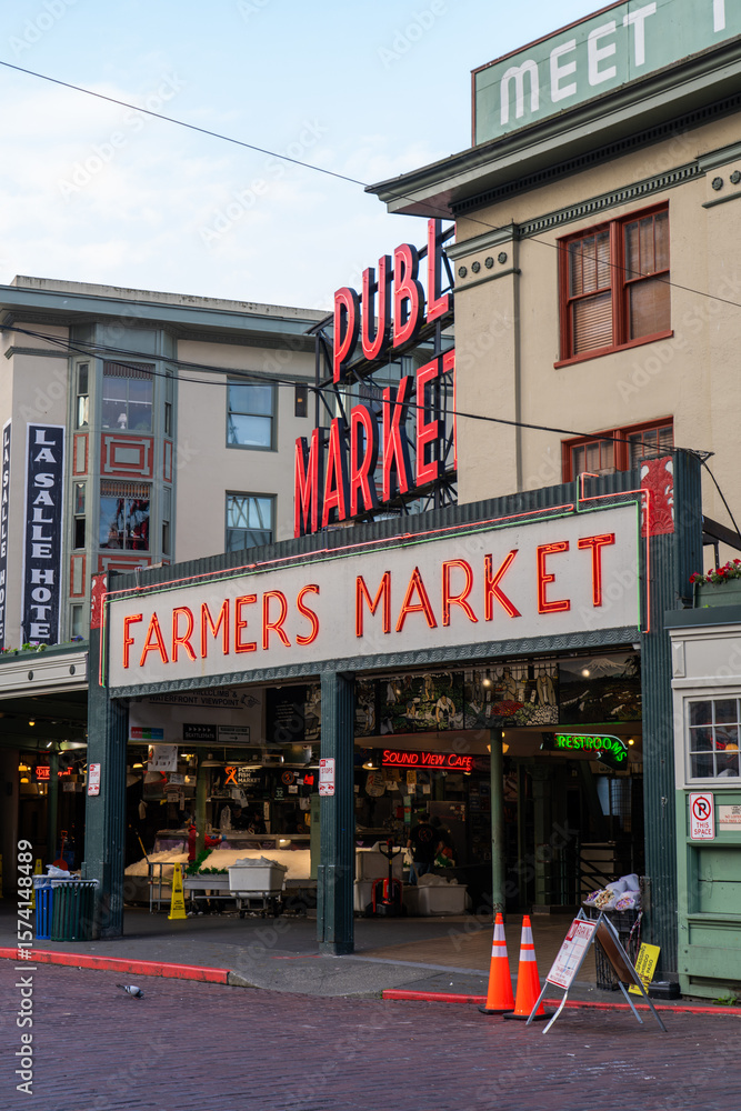 Pike Place Market, Seattle, USA - June 14th 2025: Famous Farmer's ...