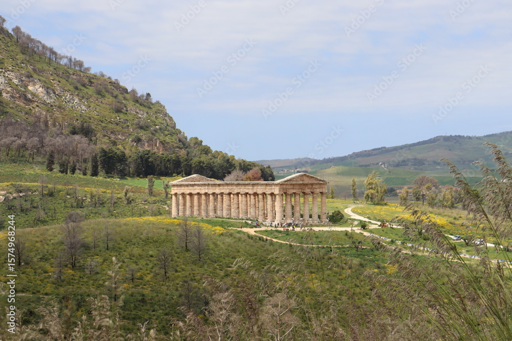 Segesta, Sicily, Italy - April 7 2025: Doric Temple of Segesta Stock ...