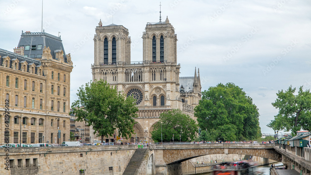 Notre Dame de Paris timelapse is the one of the most famous symbols of ...