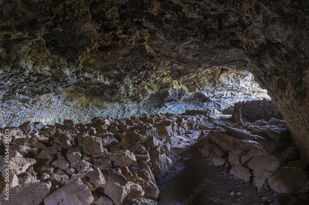 Lava tunnel, Ana te Pahu, Rapa Nui National Park, Unesco World Heritage ...