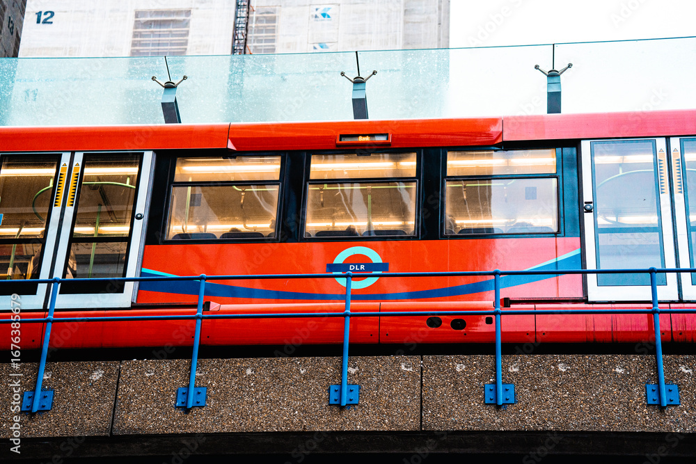 Docklands Light Railway Roundel Logo, DLR Train, Driverless Metro ...