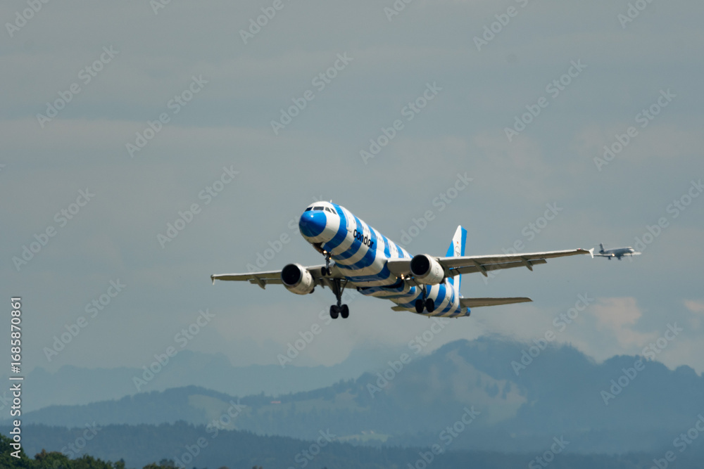 D-AICA Condor Airbus A320-212 jet in Zurich in Switzerland 5.8.2025 ...