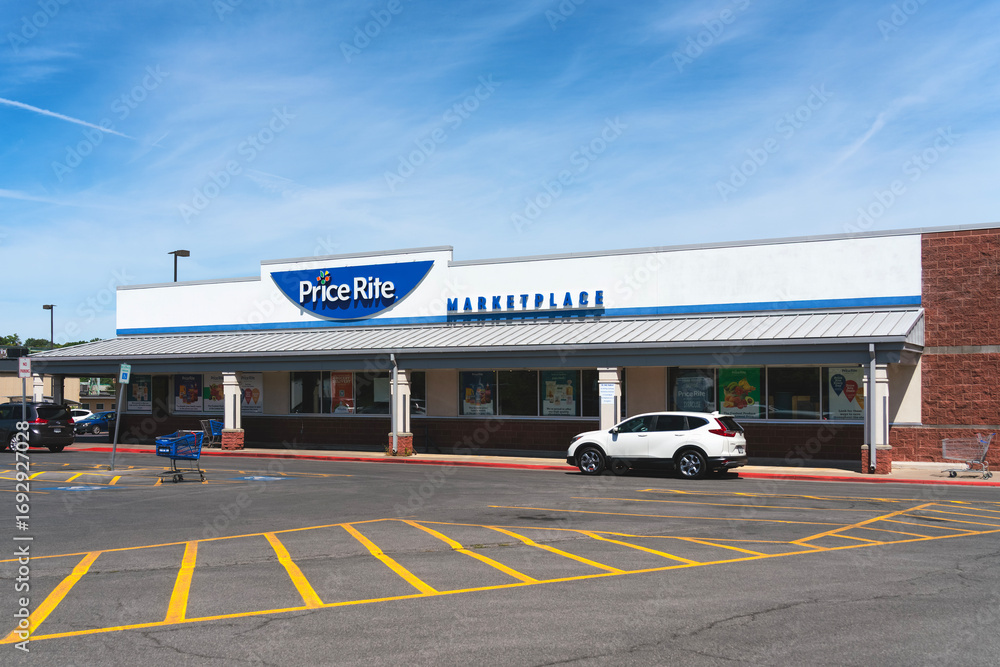 Syracuse, NY - Aug 18, 2025: Wide view of Price Rite Marketplace, is a ...