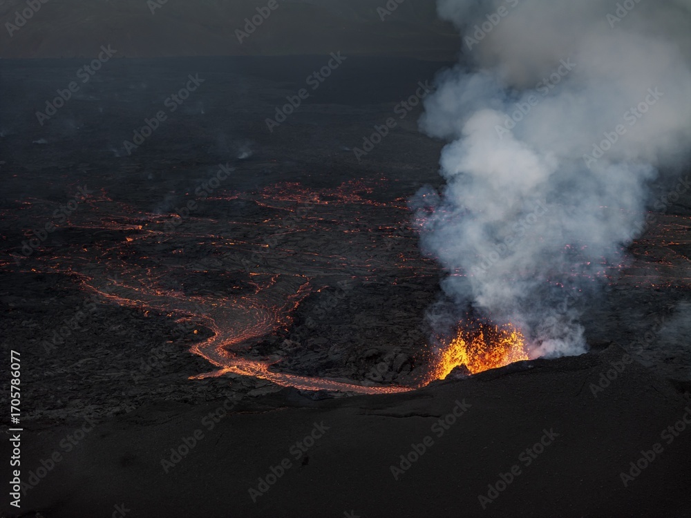 Foto de Stock Lava, volcanic eruption, volcano, ash cloud, aerial view ...