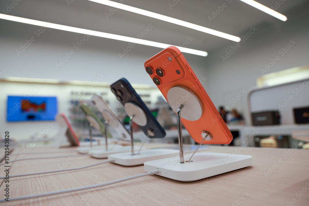 Iphone 17 pro max in Studio7 shop in new shopping mall Department store ...