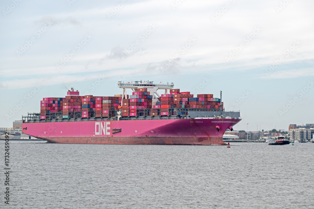 ONE Aquila, a Suezmax-class container ship, enters Charleston Harbor ...