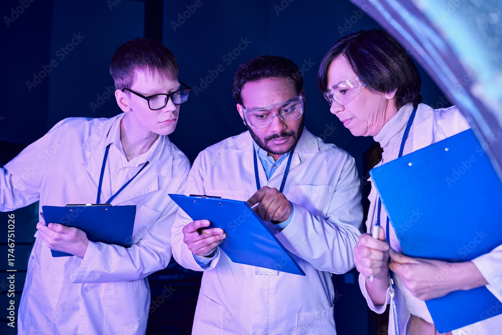 Scientists investigate alien technology in high tech lab at Area 51 ...