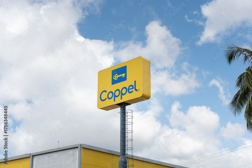 Foto de Stock Coppel store, Coppel department store signage, BanCoppel ...