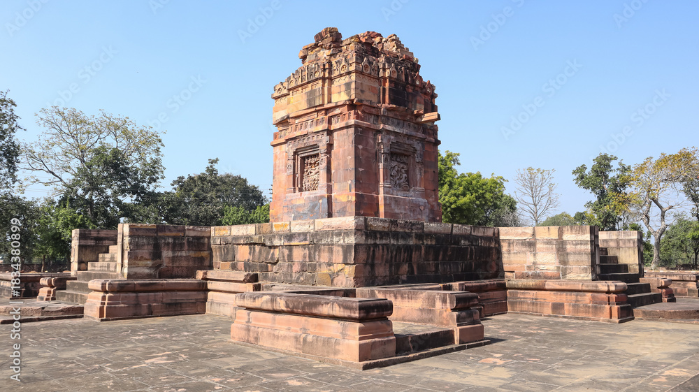 India, Uttar Pradesh, Lalitpur, Ancient Ruin Gupta Period Lord Vishnu ...