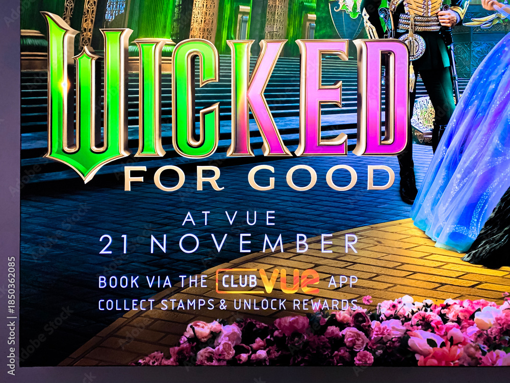 Stock-Foto „Wicked: For Good Live-Action Fantasy Musical Movie Lightbox ...