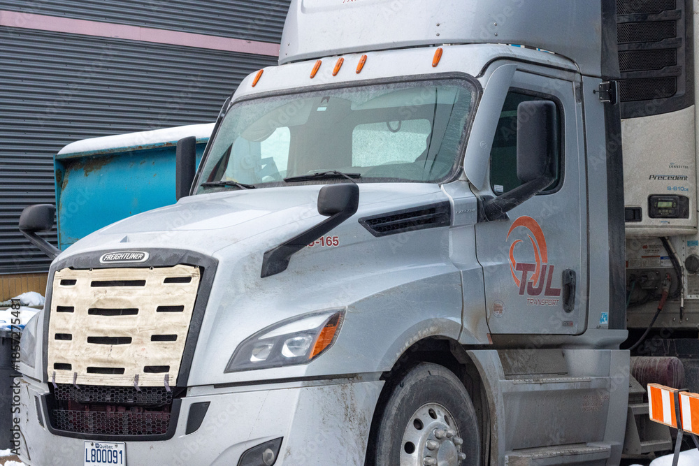 Canada, Quebec, 19 November 2025 : Freightliner semi truck parked ...