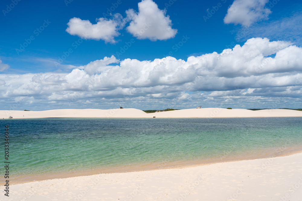 Stock-Foto „Paisagem dos Lençóis Maranhenses, no Maranhão, com lagoas ...