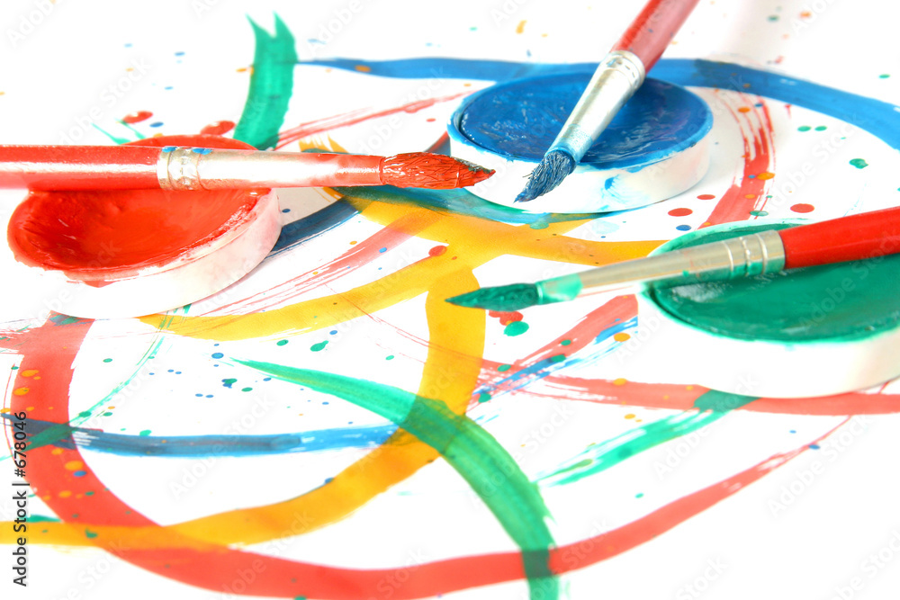 malen mit pinsel und farbe Stock-Foto | Adobe Stock