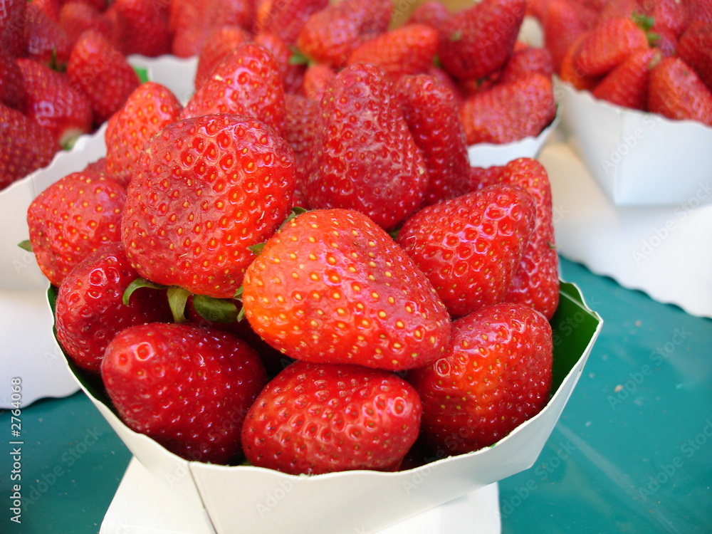 barquettes de fraises Photos | Adobe Stock