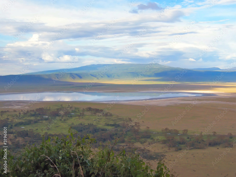 ngorongoro crater and its lake, ngorongoro park, tanzania Stock Photo ...