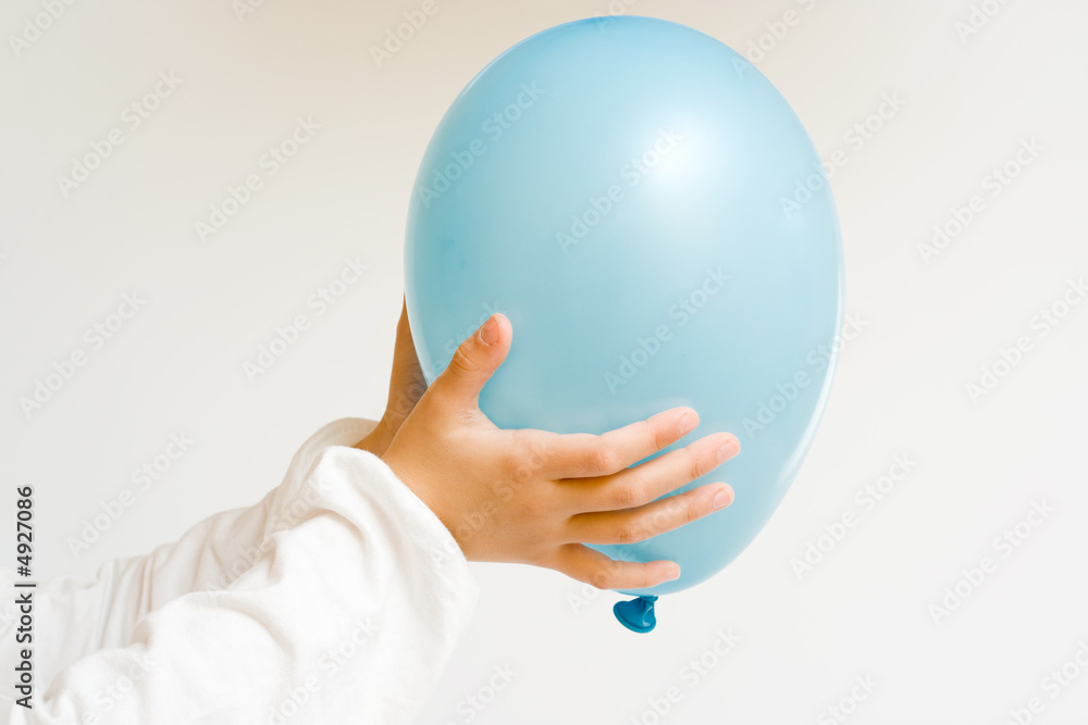 ballon et mains Stock Photo | Adobe Stock