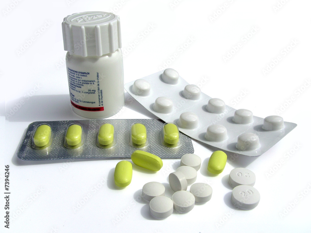 1645 - Cachets, médicaments (tracés de détourage inclus) Photos | Adobe ...