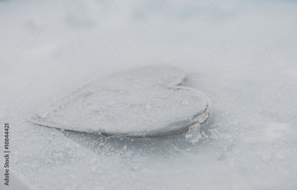 Corazon helado Stock Photo | Adobe Stock