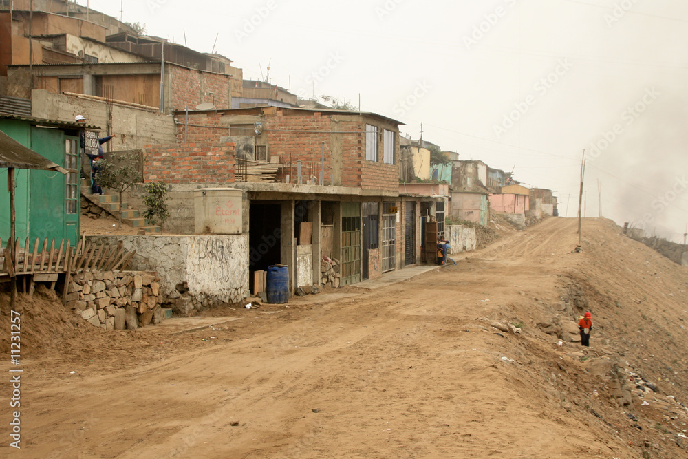 Slums (Pueblos Jovenes) in Lima, Peru foto de Stock | Adobe Stock