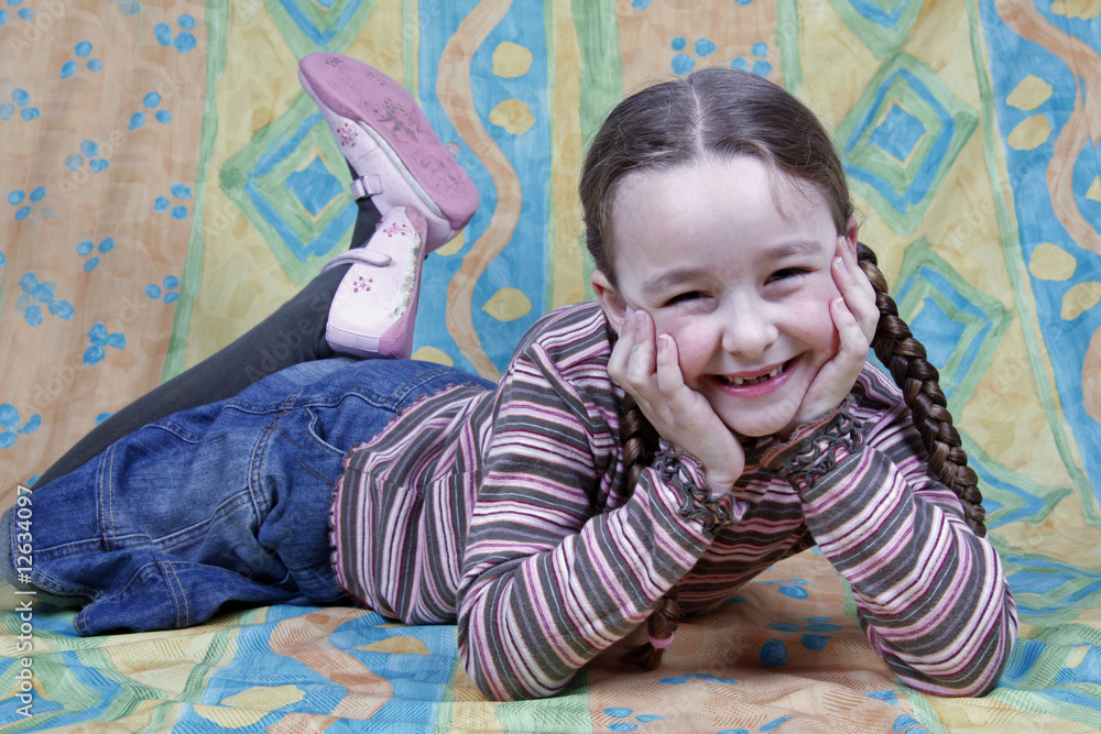 Kinder-Model Stock Photo | Adobe Stock