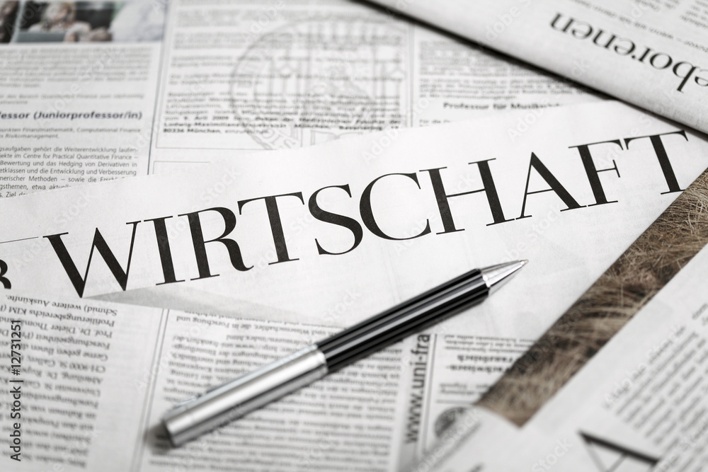 Wirtschaft Bericht Stock-Foto | Adobe Stock