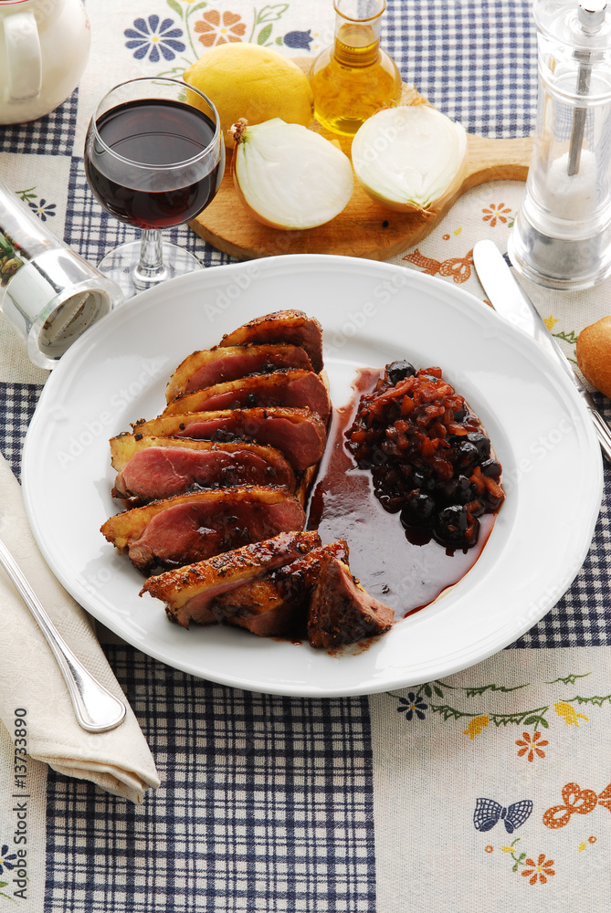 Foto de Magrone d anatra con marasche e Sangue Morlacco - Veneto do ...