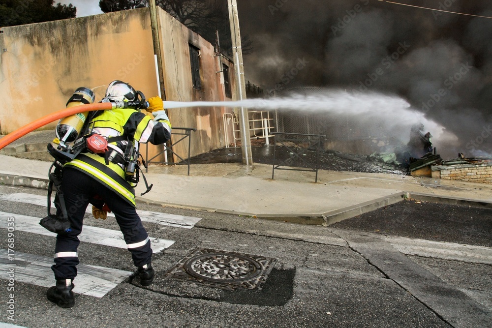 Lance incendie Stock Photo | Adobe Stock