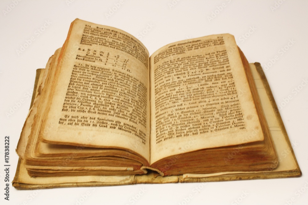 offenes,altes Buch Stock Photo | Adobe Stock