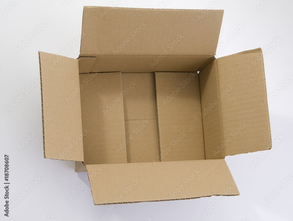offener Karton Stock-Foto | Adobe Stock