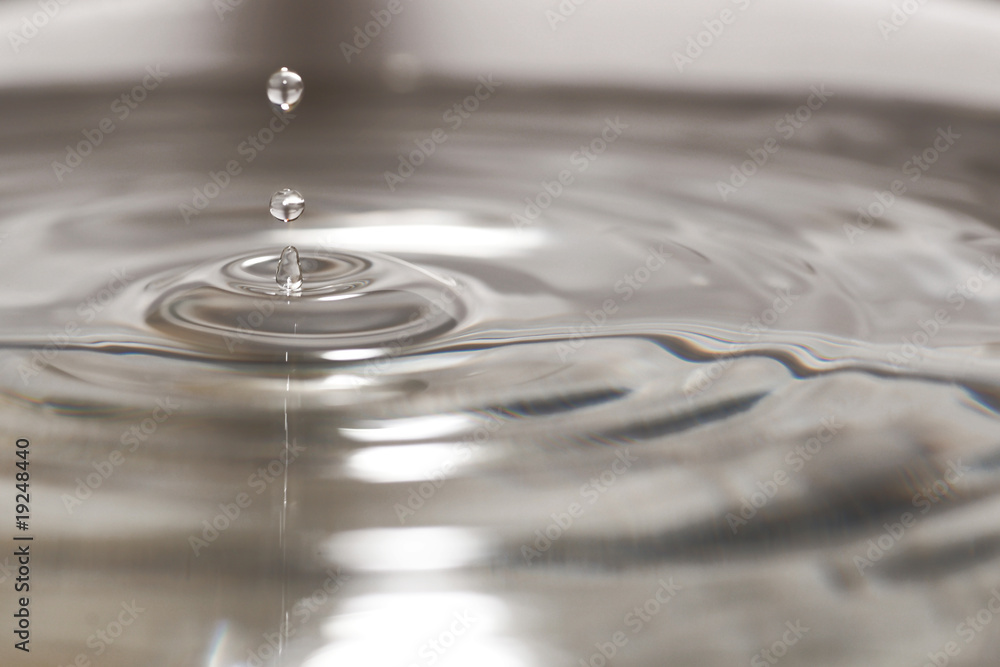 Eau transparente Stock Photo | Adobe Stock