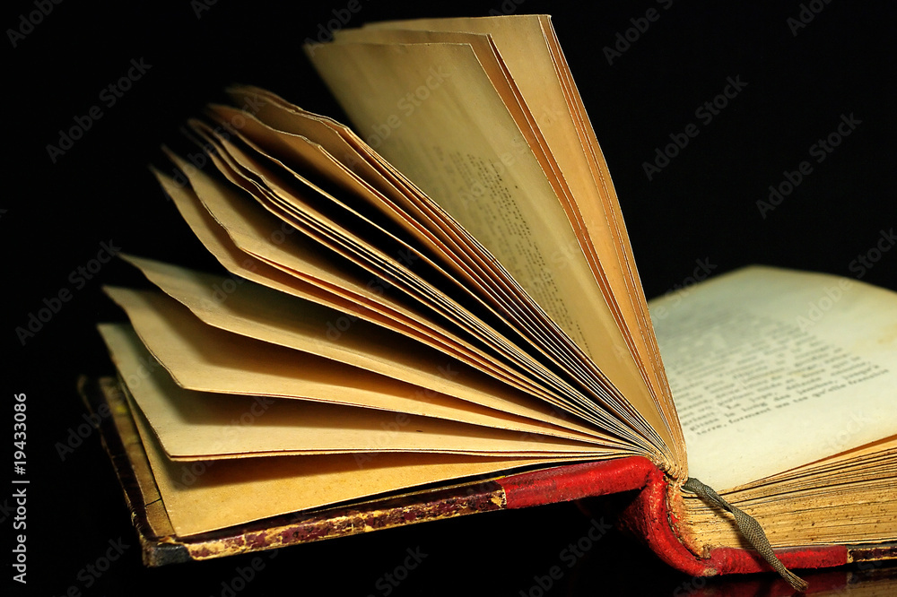 old opened book,livre ancien ouvert Photos | Adobe Stock