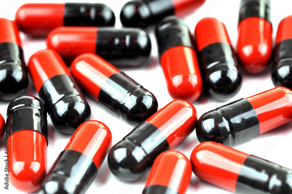 Les gélules bicolores Stock Photo | Adobe Stock