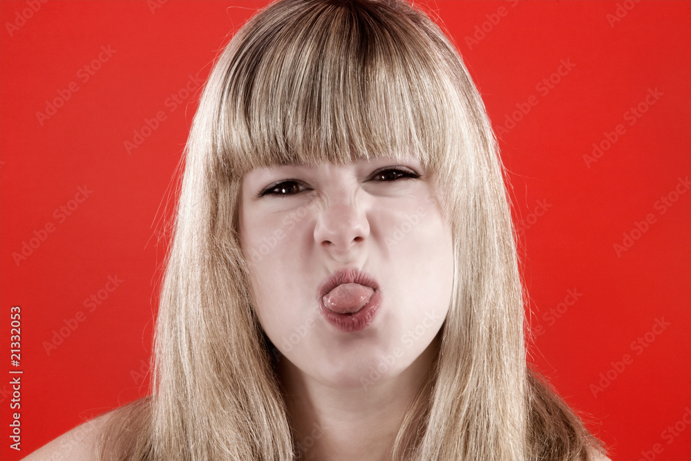 Portrait Frau Zunge raus Stock-Foto | Adobe Stock