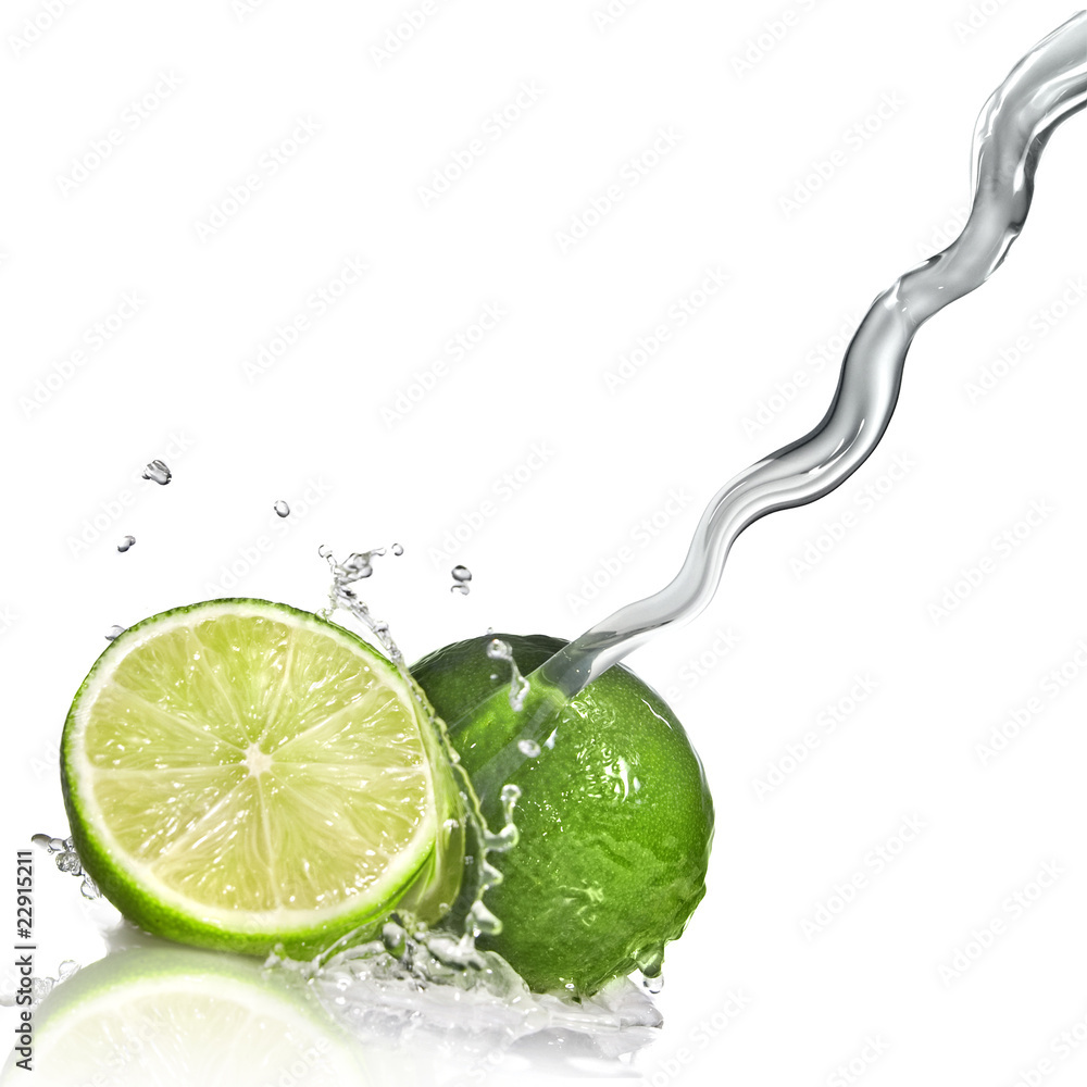Water splash on lime isolated on white Stock Photo | Adobe Stock