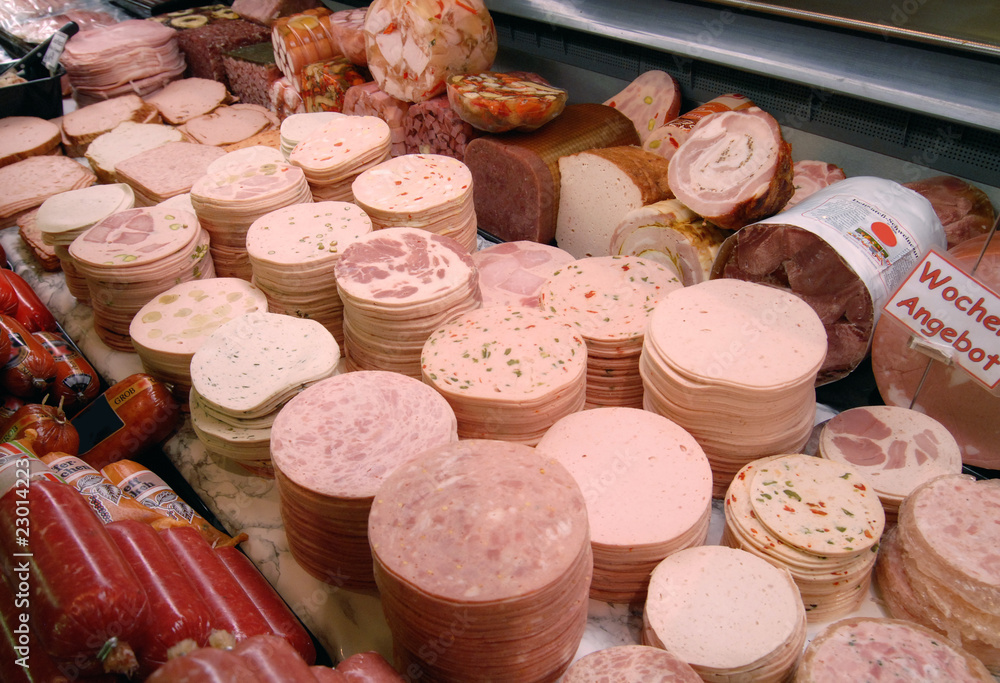 Verschiedene Wurstsorten Stock-Foto | Adobe Stock