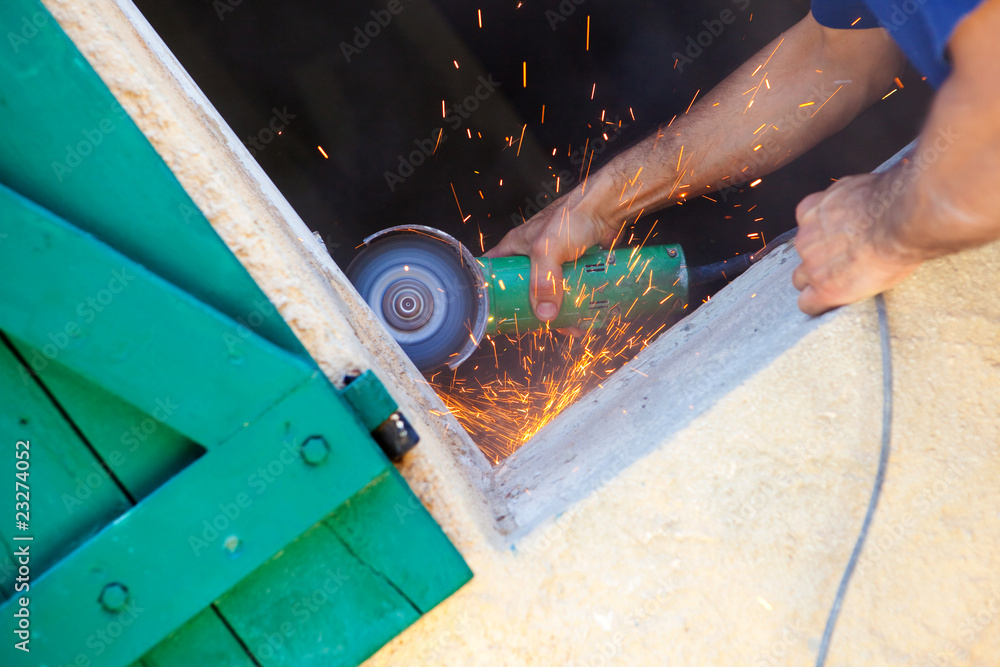 Disquer... Photos | Adobe Stock