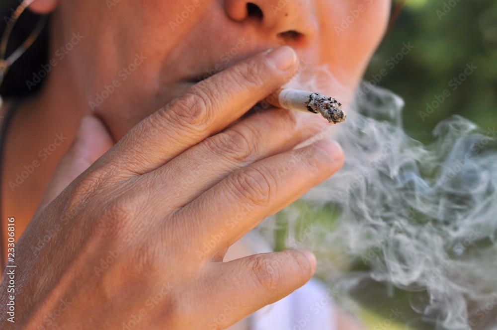 fumeur Stock Photo | Adobe Stock