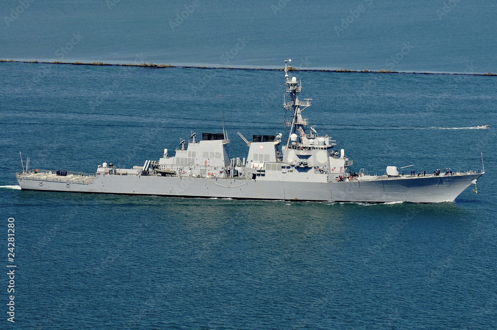 The USS Higgins (DDG 76) Stock Photo | Adobe Stock
