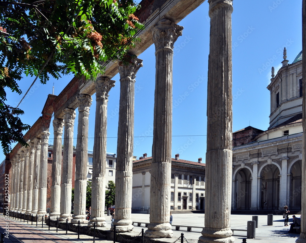 Milano, le colonne di San Lorenzo Stock Photo | Adobe Stock