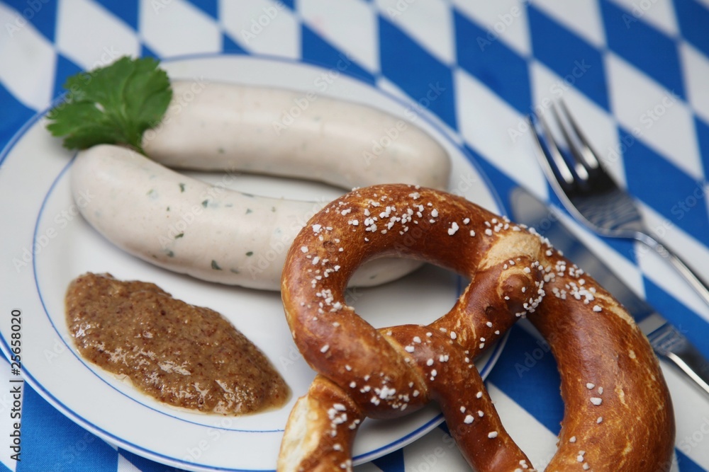 Weißwürste mit Senf und Brezn Stock-Foto | Adobe Stock