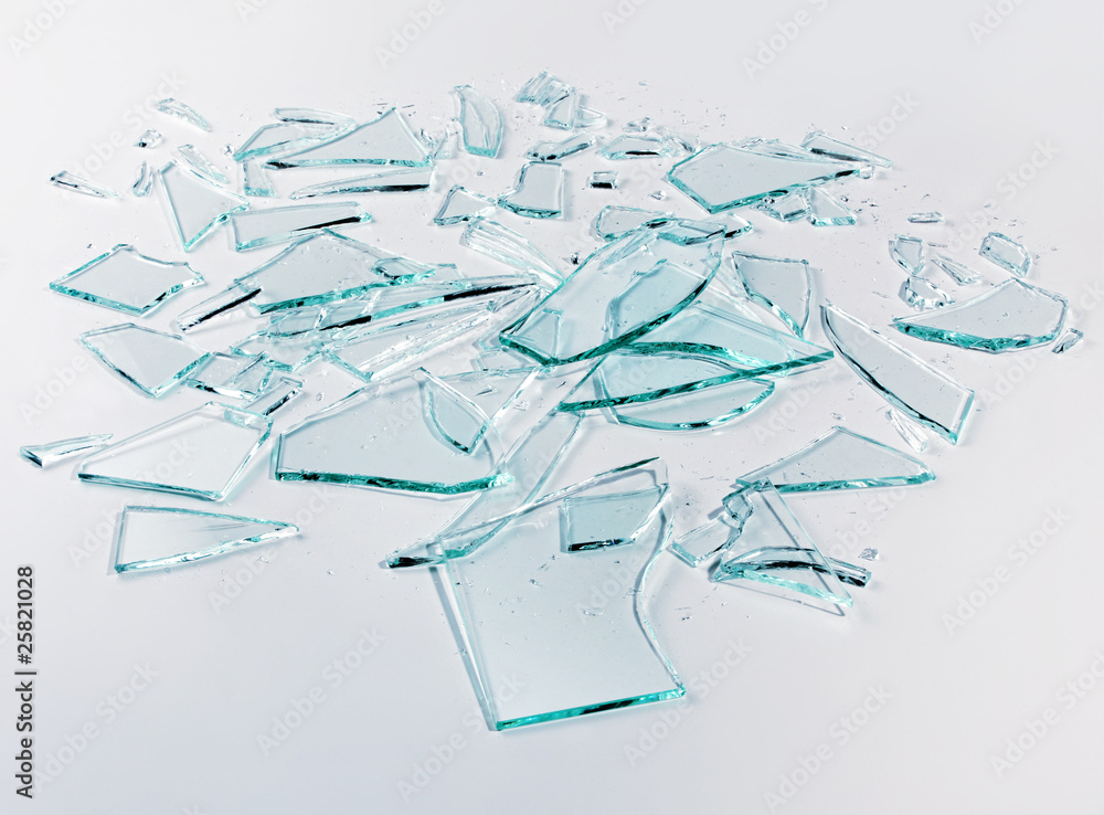 Glasscherben Stock-Foto | Adobe Stock