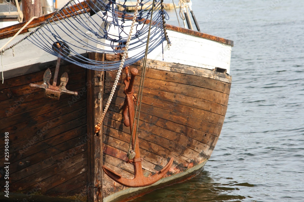 Altes Boot in Stockholmer Hafen Stock-Foto | Adobe Stock