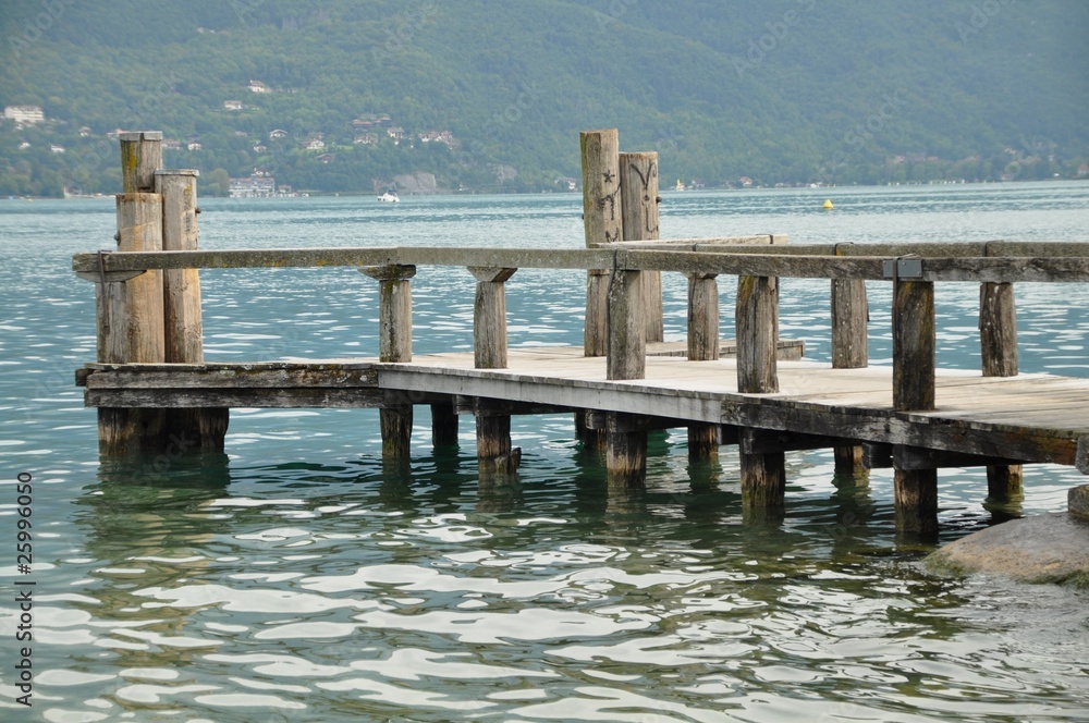 ponton lac d'annecy Stock Photo | Adobe Stock