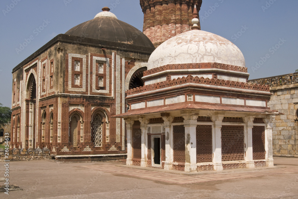 Ancient mosque at the Qutb Minar complex in Delhi, India Stock Photo ...