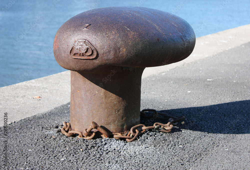 bitte d'amarrage Photos | Adobe Stock